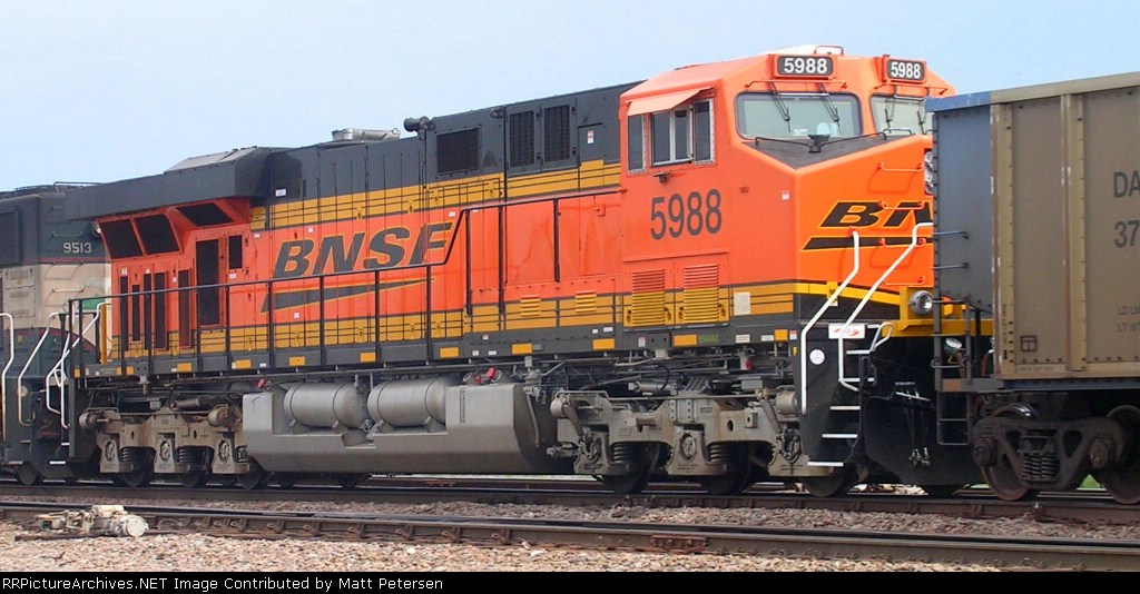 BNSF 5988